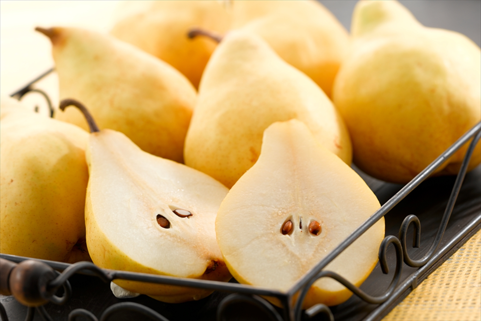 新潟県佐渡島産「ル・レクチエ」使用デザートがCROSS B PLUSで味わえる！ - CROSS B PLUSCROSS B PLUS